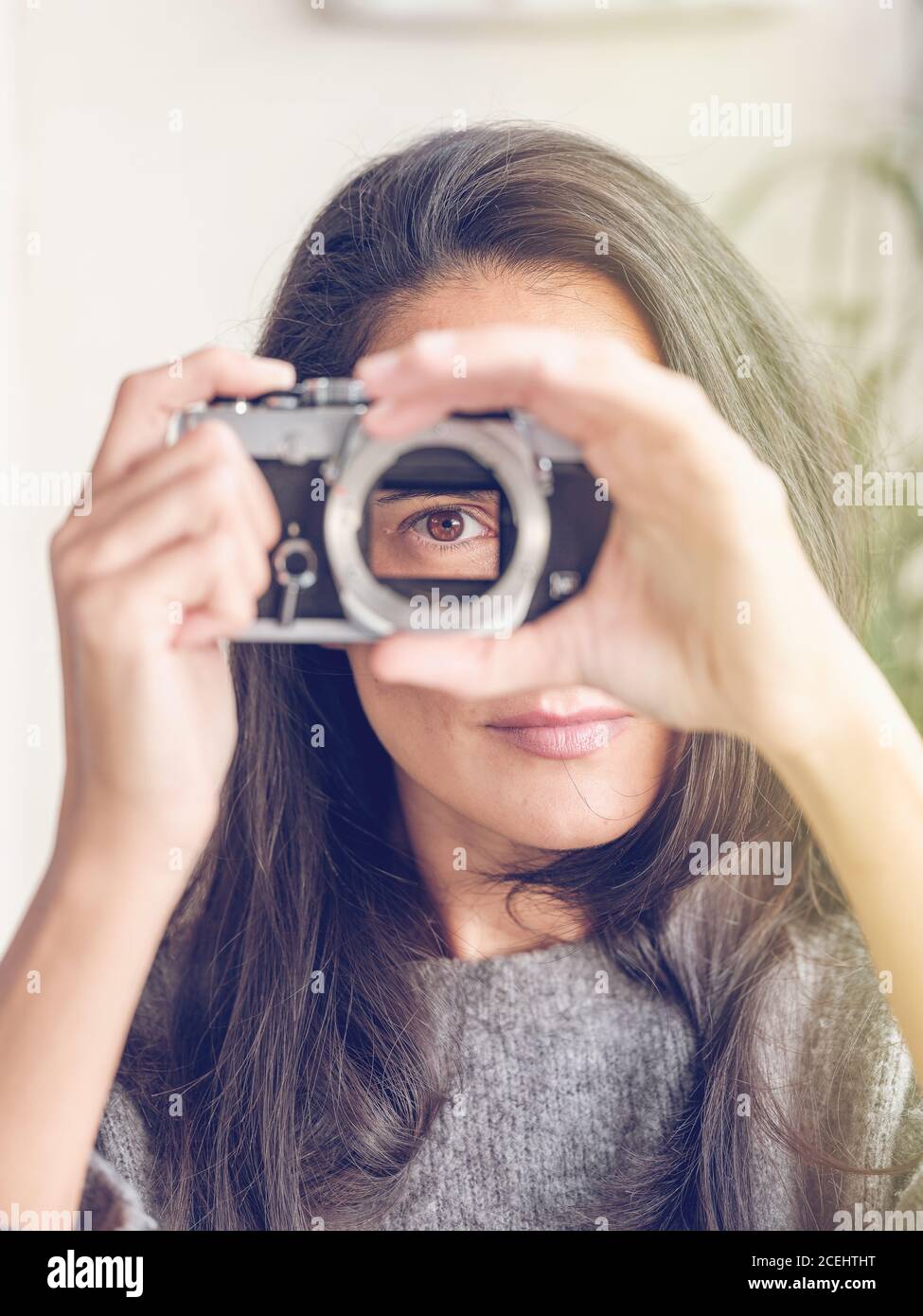 Without lens hi-res stock photography and images - Alamy