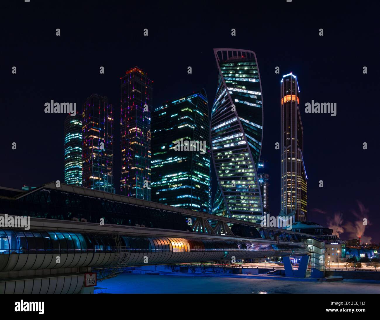 Moscow skyscrapers night hi-res stock photography and images - Alamy