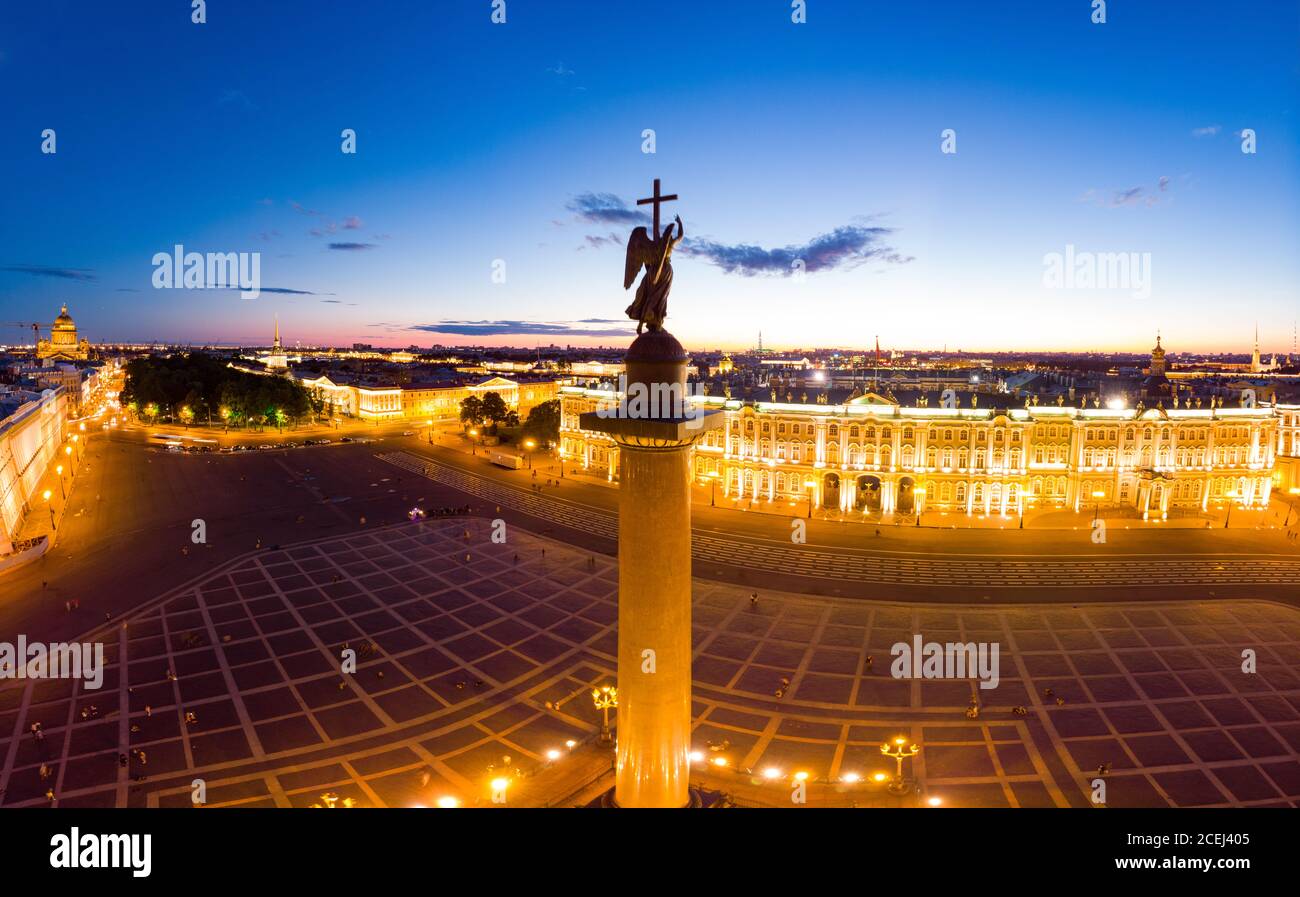 Aerial front view at the Winter Palace building in white nights ...