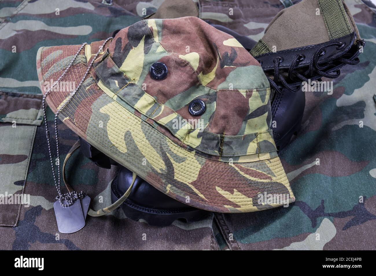 Camouflage hat hi-res stock photography and images - Alamy