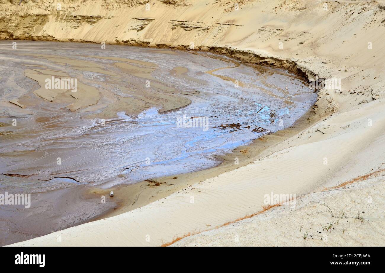Sand and gravel washing production process in open-pit mining. Crushing ...