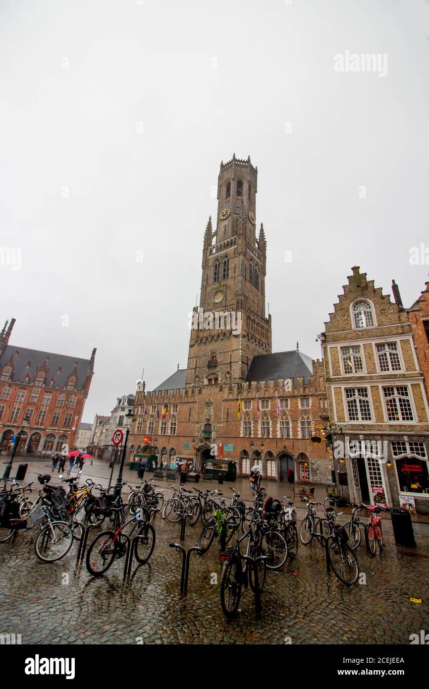 Bruxelles canal view hi-res stock photography and images - Alamy