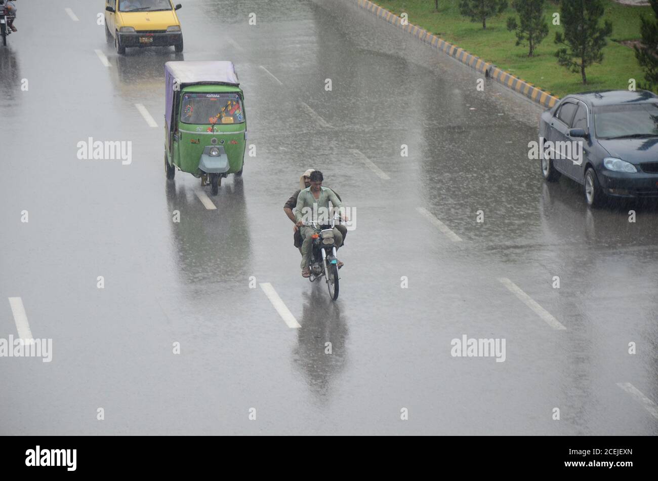 Peshawar, Pakistan. 01st Sep, 2020. Pakistani people on their way ...