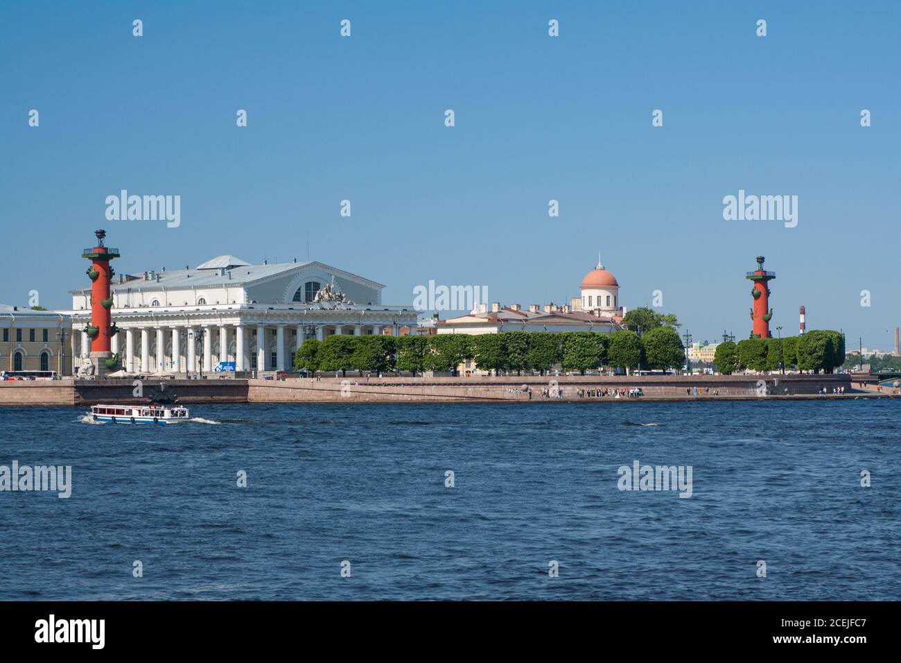 Sculpture red granite columns hi-res stock photography and images - Alamy