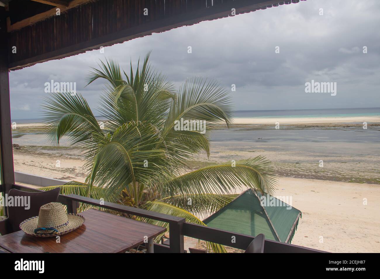 Beautiful beach resort bar at the Indian Ocean, amazing seascape with ...