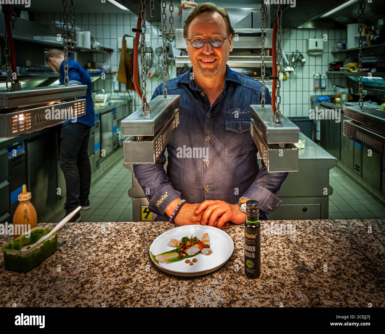 Michelin Star Chef Thomas Bühner works with the cold-pressed vegetable ...