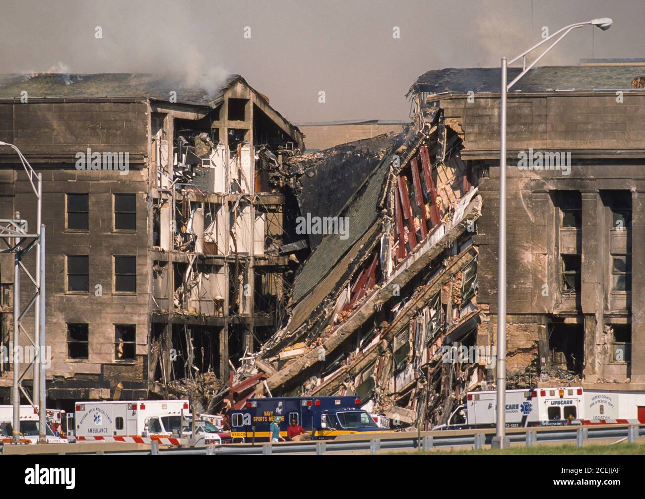 Pentagon damage from 9 11 hi-res stock photography and images - Alamy