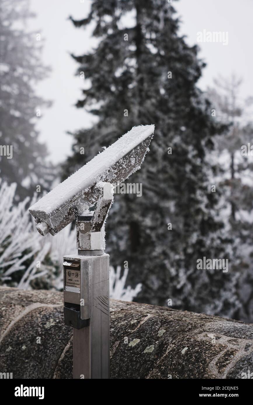 Mono scope hi-res stock photography and images - Alamy