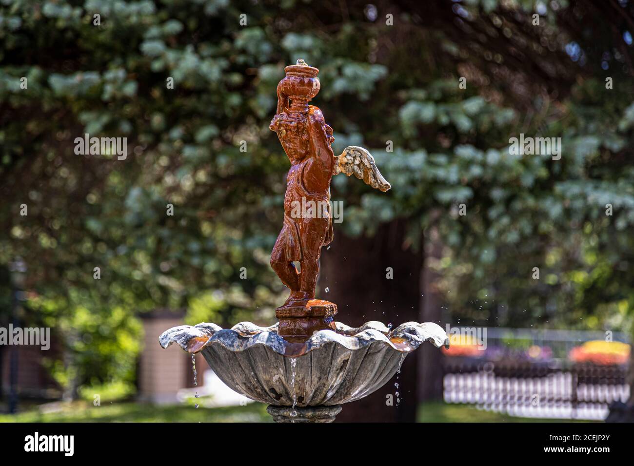 Fountain and water feature and interior hi-res stock photography and ...