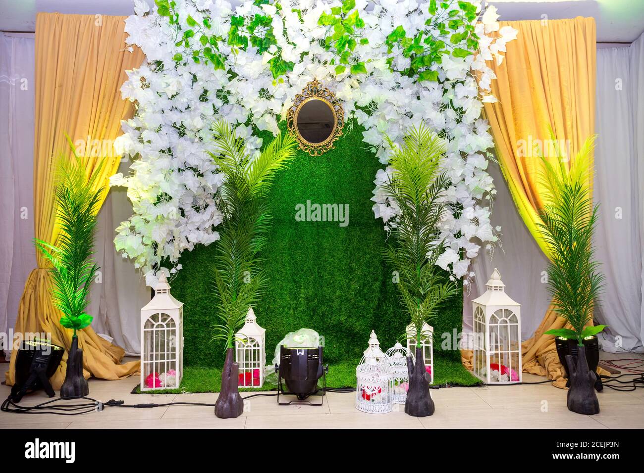 Artificial Grass Wedding