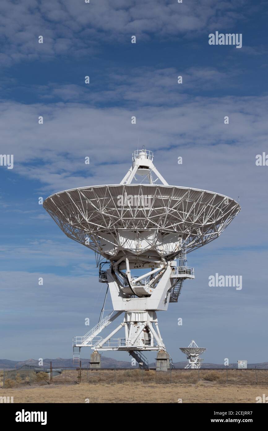 Antenna dishes of the Karl G. Jansky Very Large Array radiotelescope ...