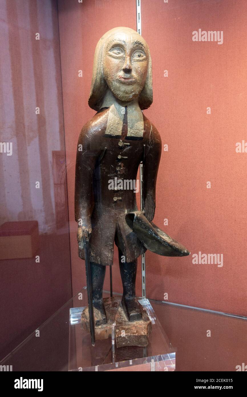 Creepy church hi-res stock photography and images - Alamy