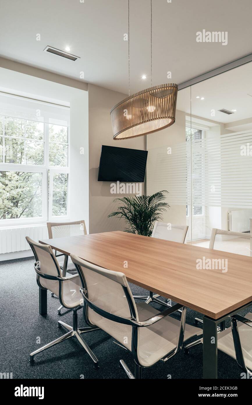 Long meeting table hi-res stock photography and images - Alamy