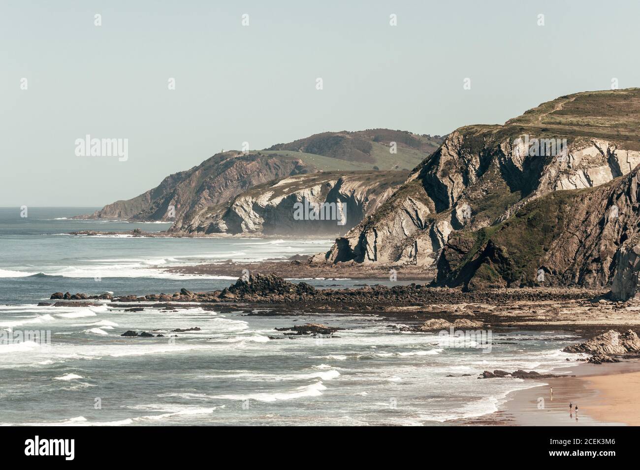 Rolling waves hi-res stock photography and images - Alamy