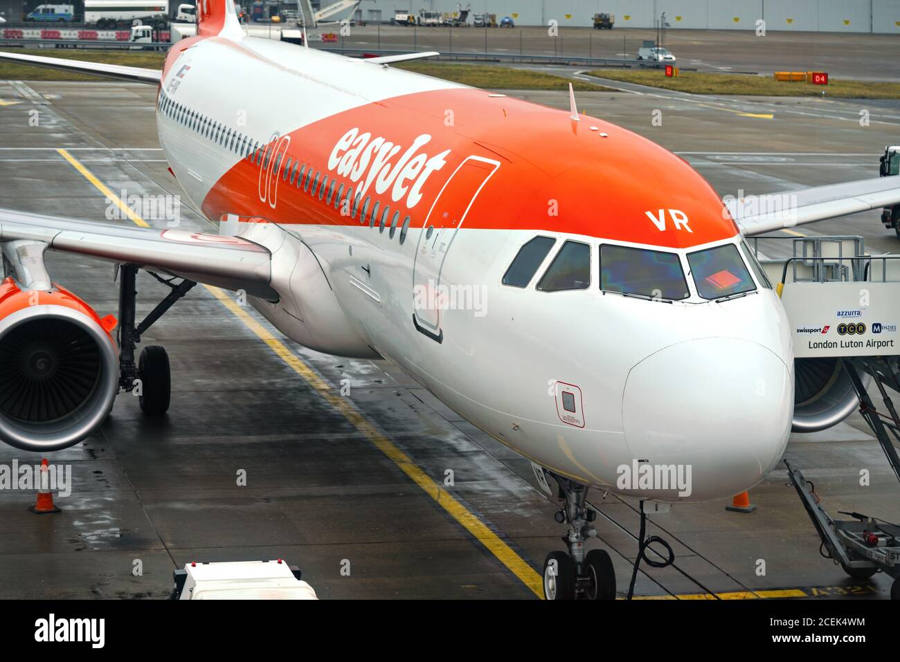 Easyjet aircraft logo hi-res stock photography and images - Alamy