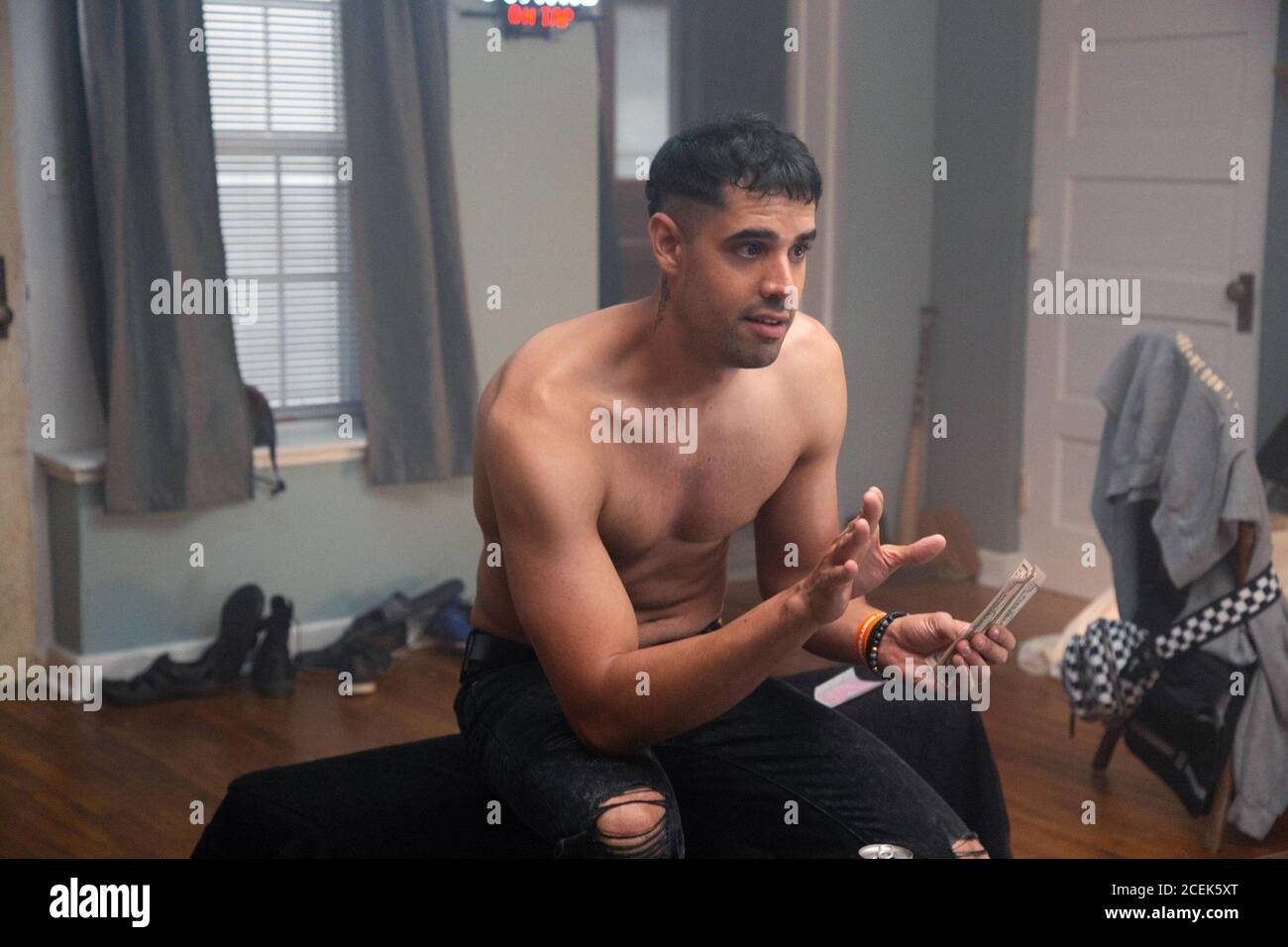 THE BINGE, Esteban Benito, 2020. ph: Paul Viggiano / © Hulu / Courtesy ...