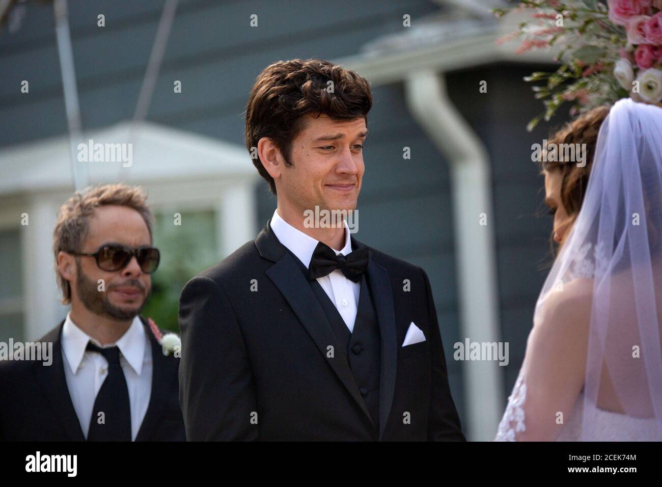 GUEST HOUSE, center: Mike Castle, 2020. © Lionsgate / Courtesy Everett ...