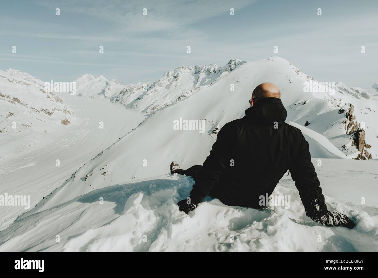 Back view hairless man hi-res stock photography and images - Alamy