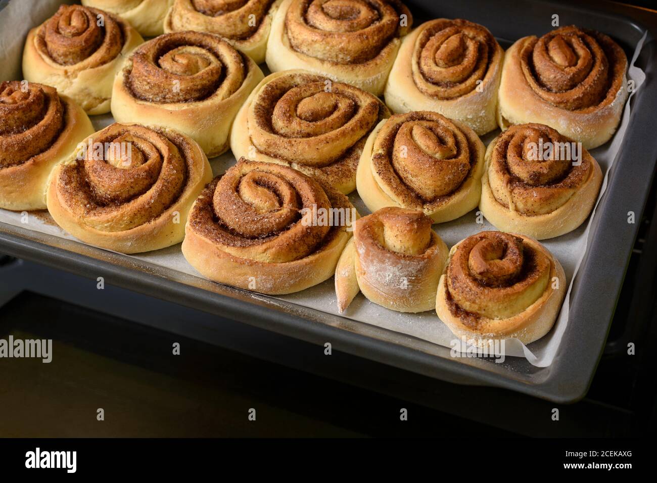 Baking pan sweet buns hi-res stock photography and images - Alamy