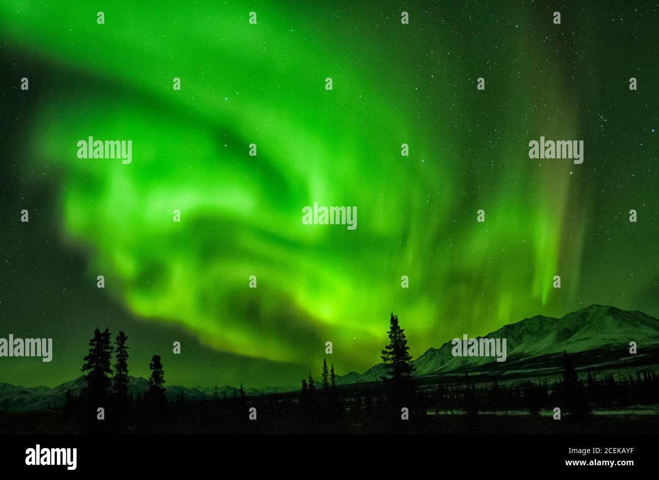 Alaska night sky hi-res stock photography and images - Alamy