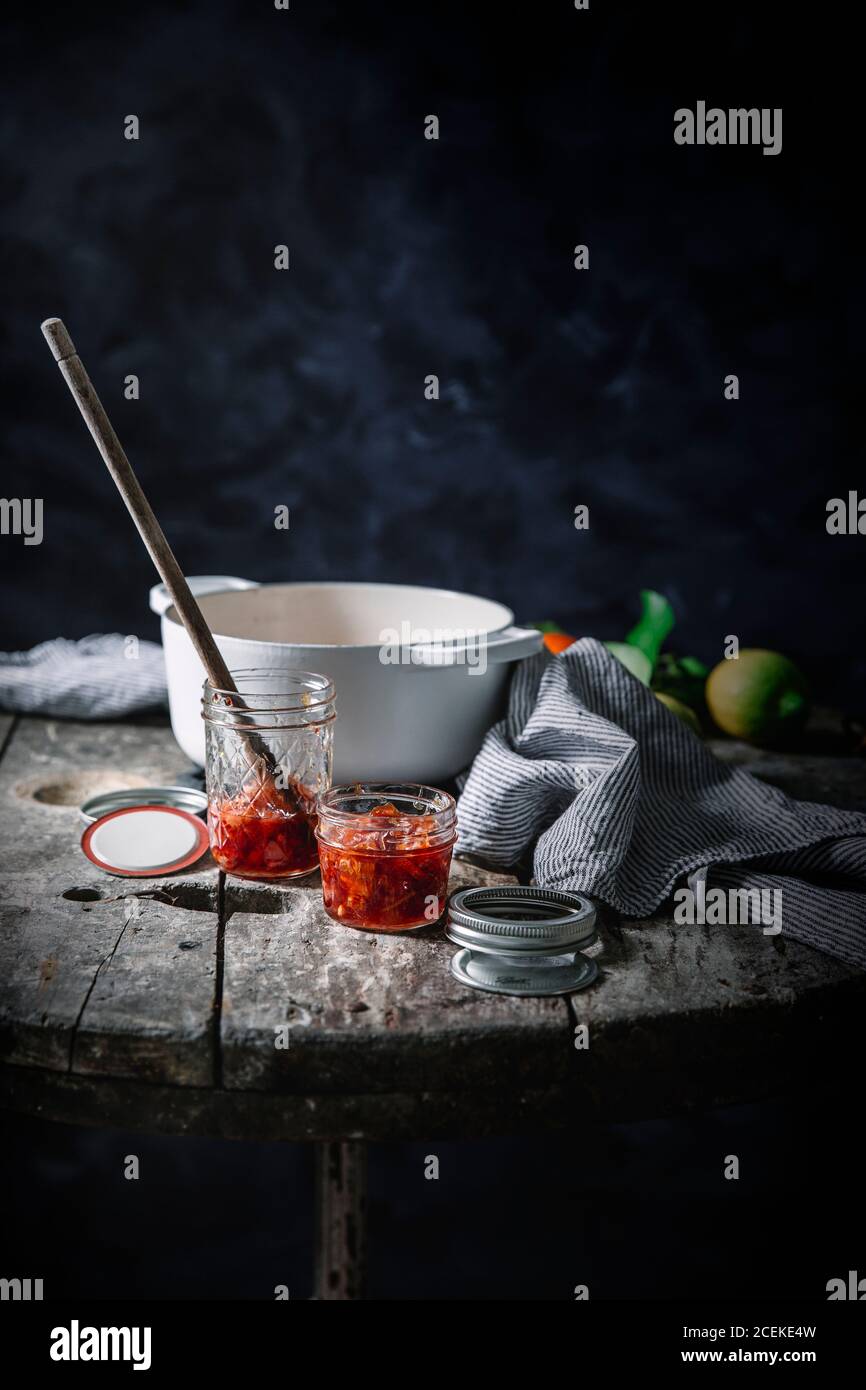 Rustic jam jars hi-res stock photography and images - Alamy