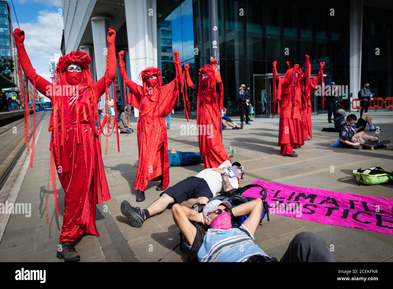 Statue of emmeline pankhurst protest hi-res stock photography and ...