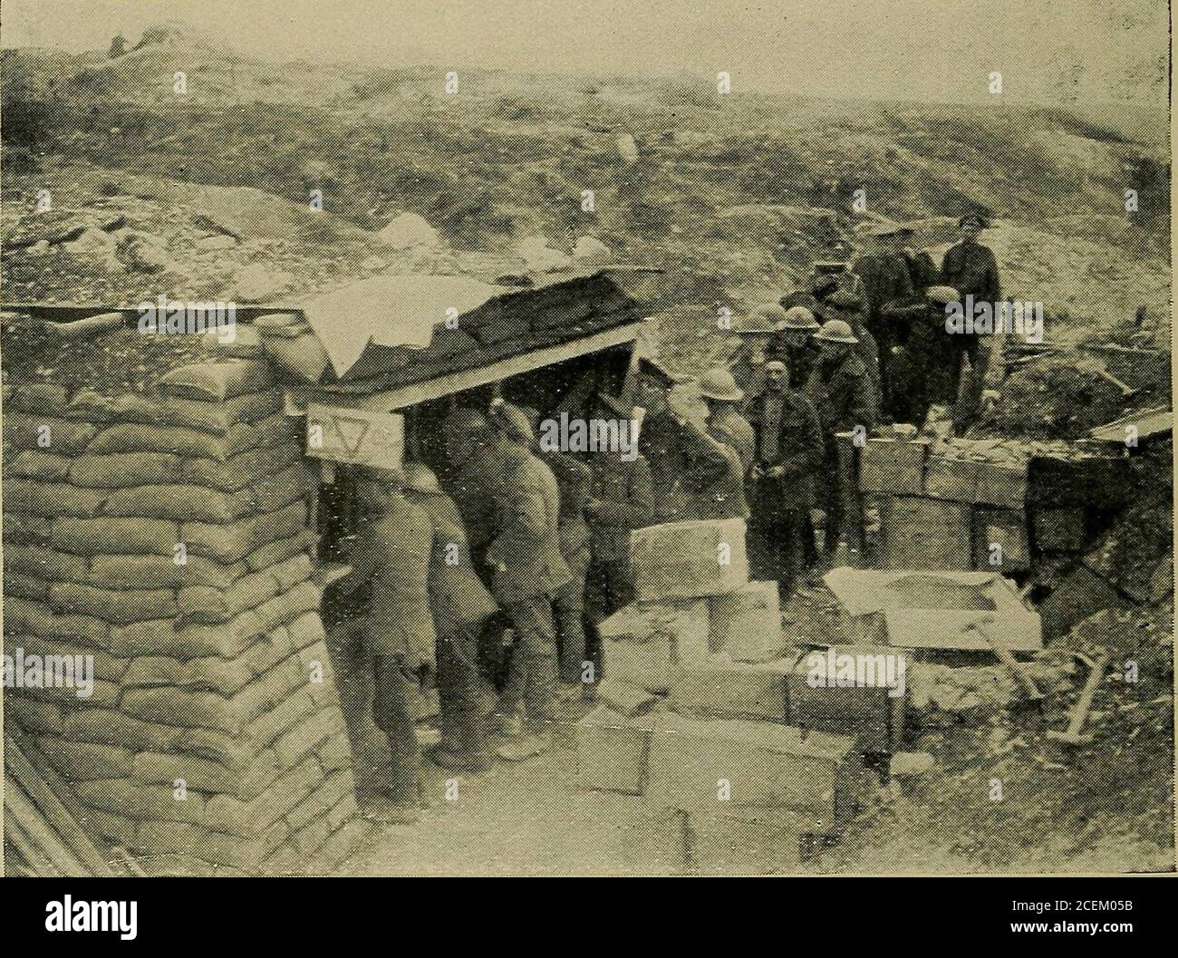 D day wounded soldiers hi-res stock photography and images - Alamy