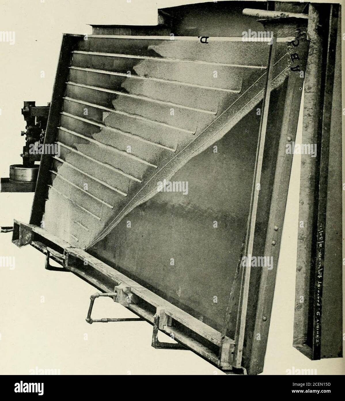 Wilfley table hi-res stock photography and images - Alamy