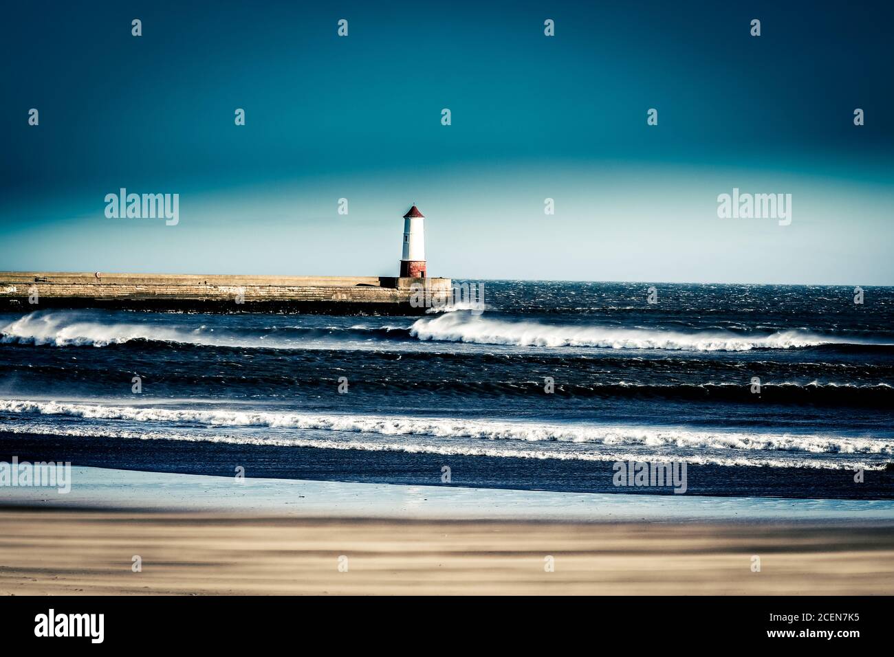 Berwick on tweed beach hi-res stock photography and images - Alamy