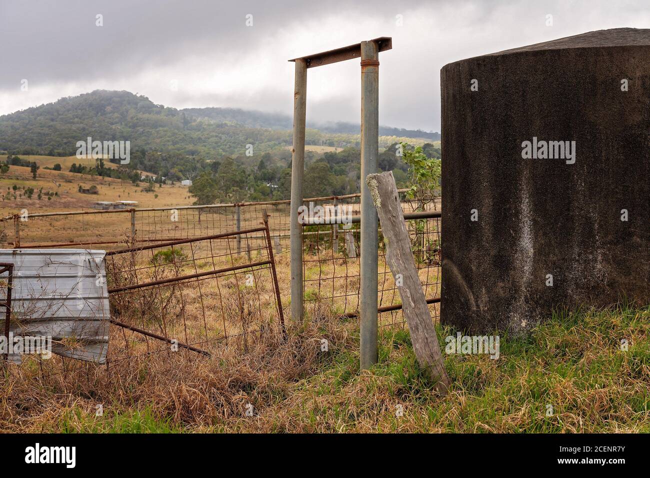 Concrete old water tank hi-res stock photography and images - Alamy