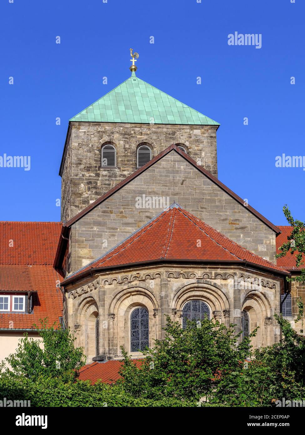 Ottonische Kirche St. Michaelis in Hildesheim, Niedersachsen ...
