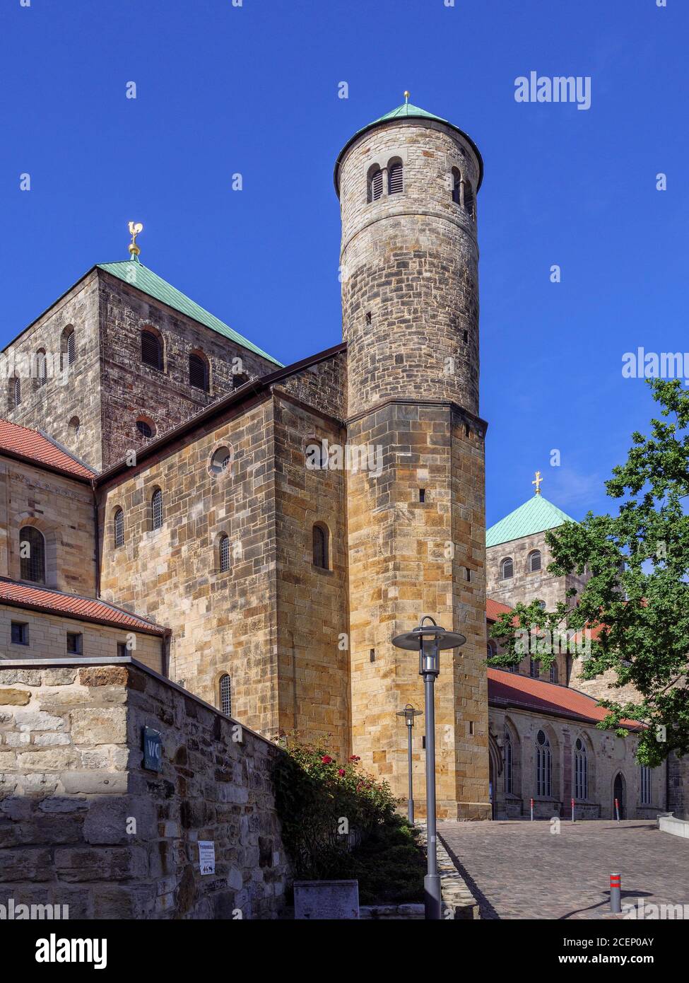 Ottonische Kirche St. Michaelis in Hildesheim, Niedersachsen ...