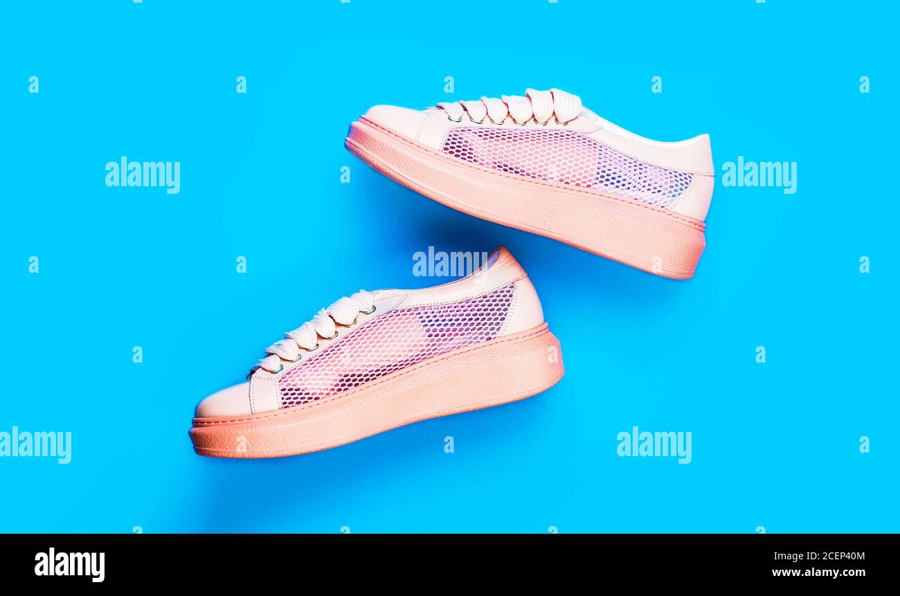 Women tennis overhead shot hi-res stock photography and images - Alamy