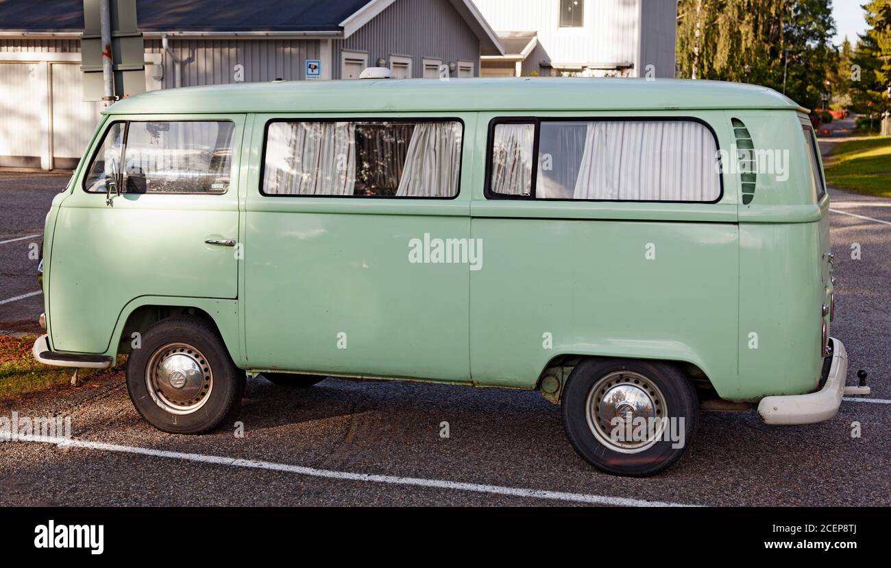 Volkswagen bus surf hi-res stock photography and images - Alamy