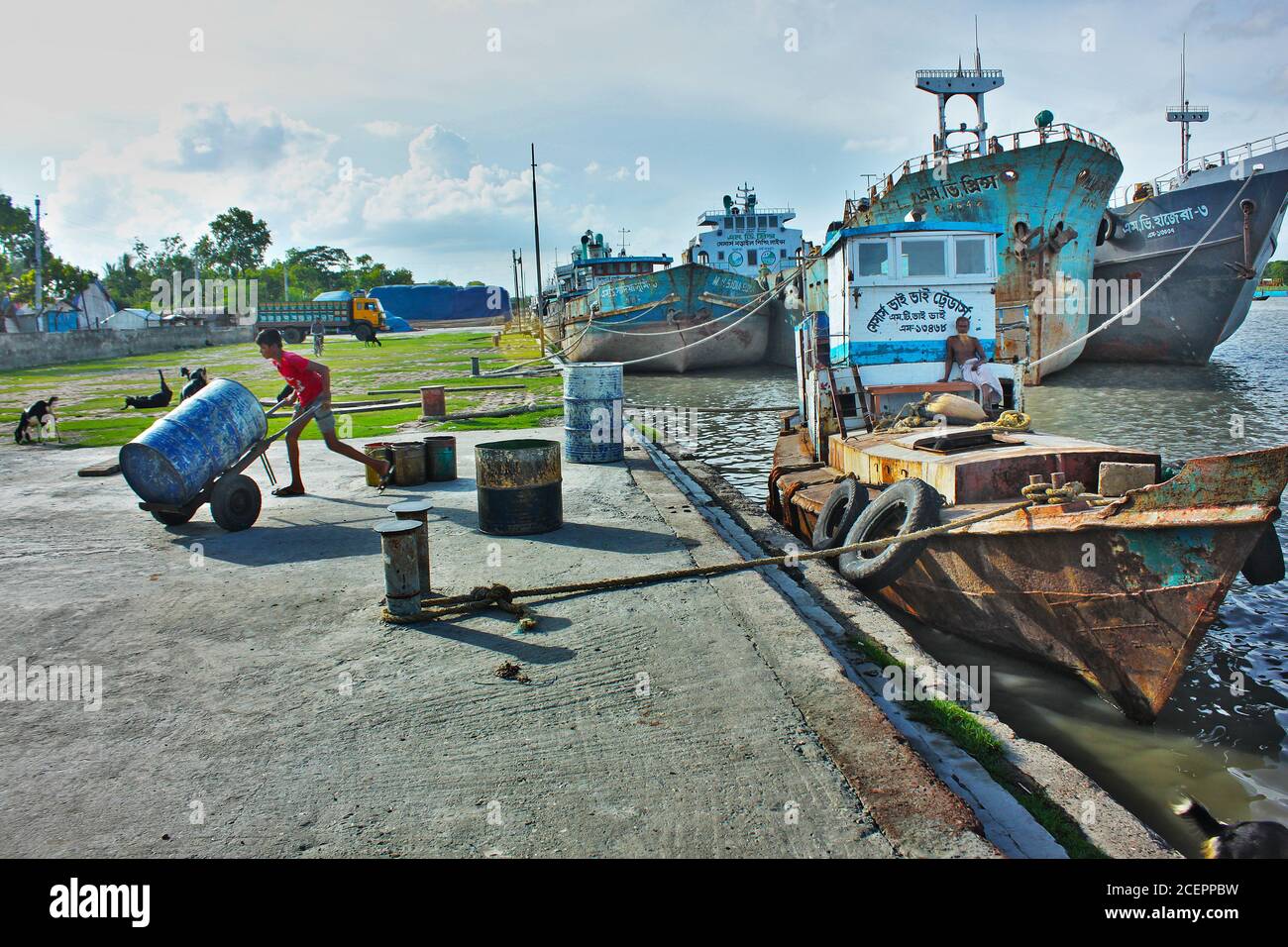 Daulatdia ghat hi-res stock photography and images - Alamy