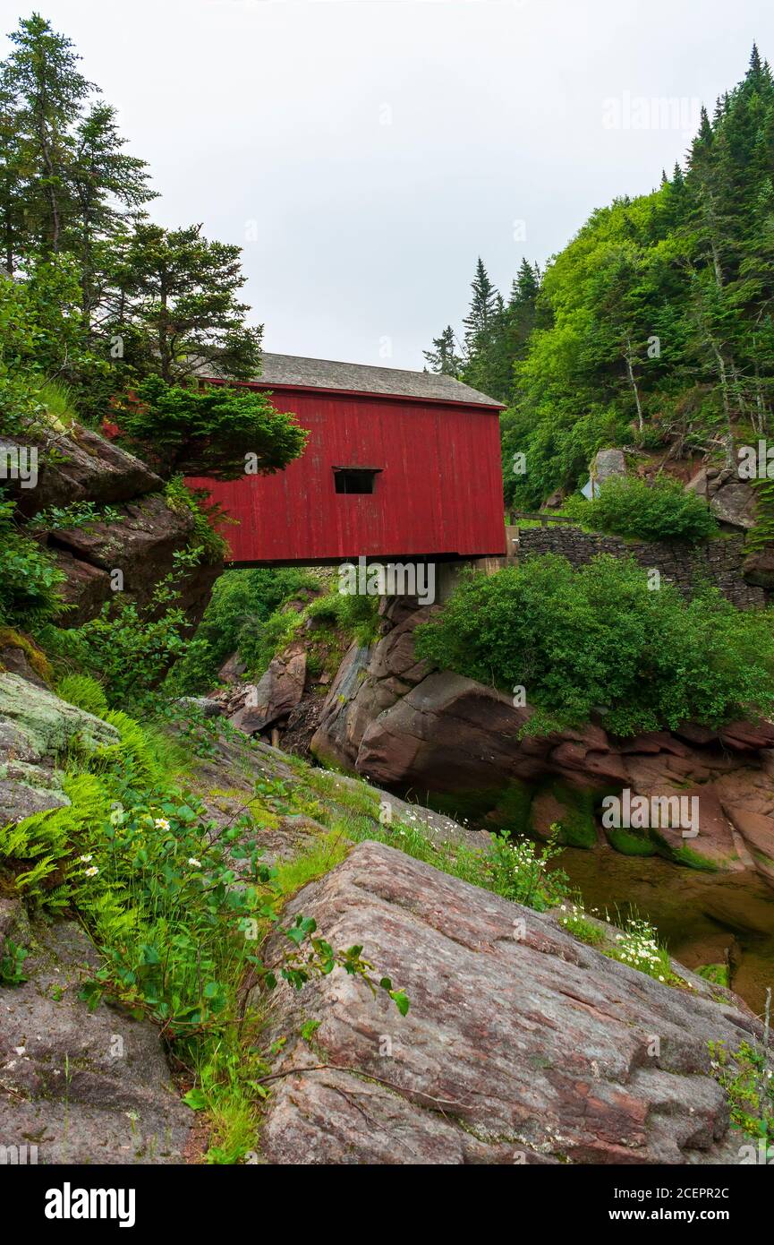 Point Wolfe Covered Bridge – a famous, red-painted timber-truss bridge ...