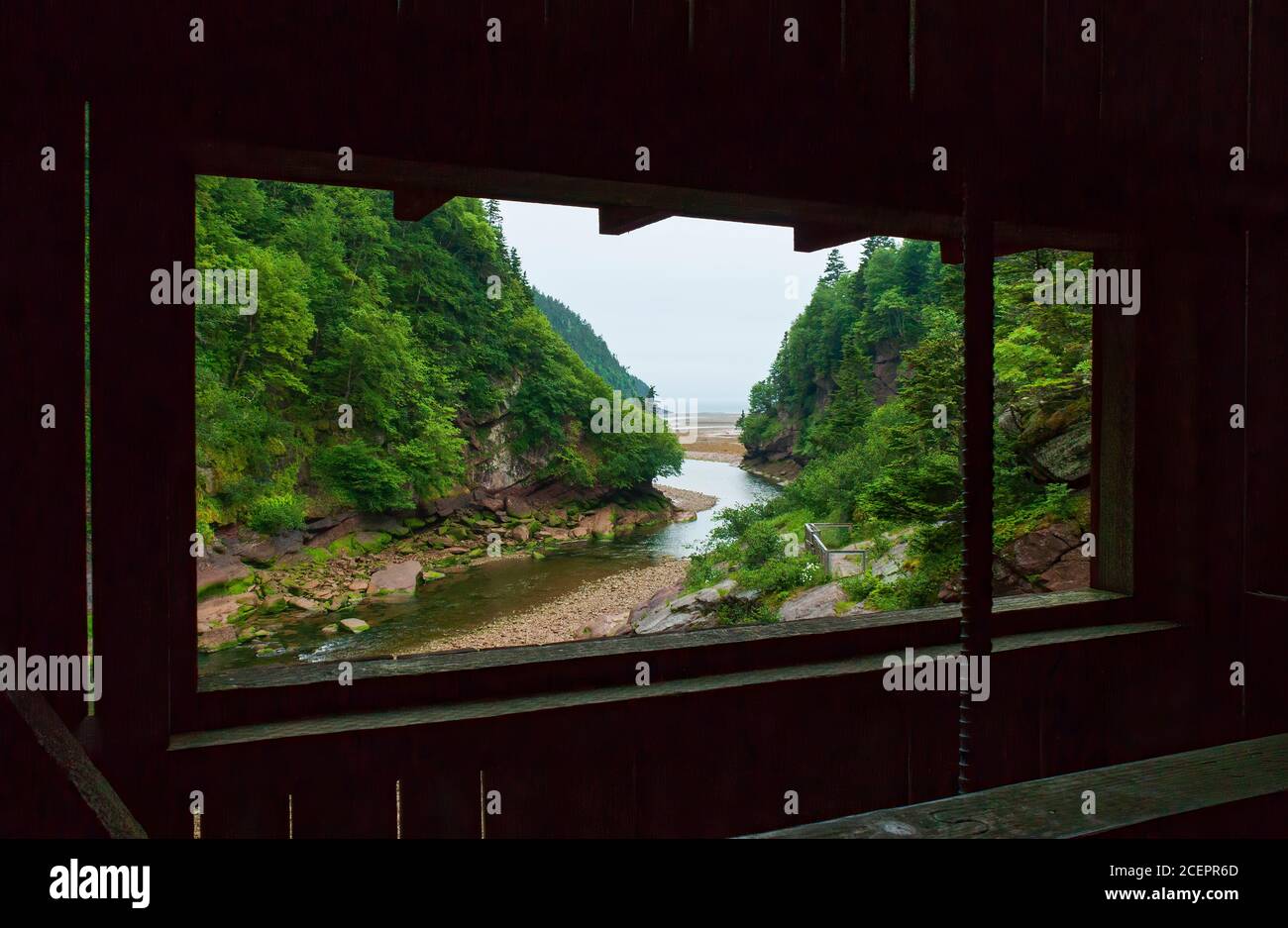 Point wolf covered bridge fundy hi-res stock photography and images - Alamy