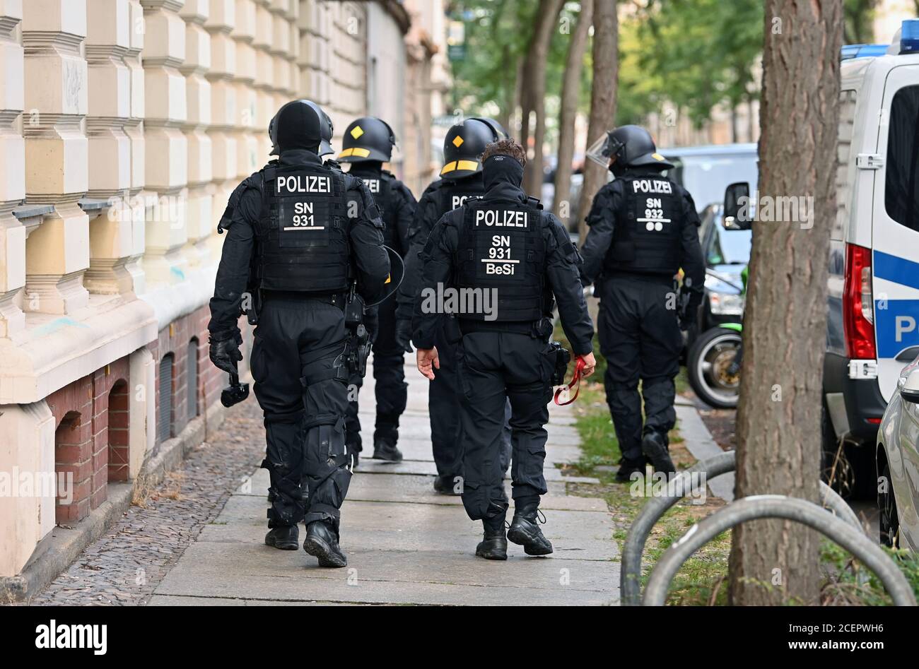 Squatted emergency housing hi-res stock photography and images - Alamy