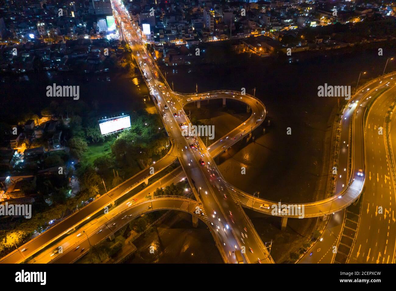 City wide loop hi-res stock photography and images - Alamy
