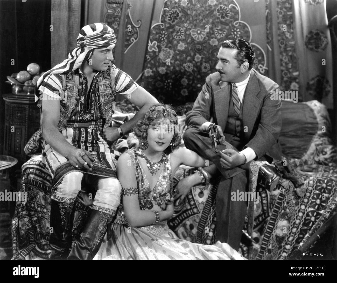 RUDOLPH VALENTINO VILMA BANKY and GEORGE FITZMAURICE on set candid ...