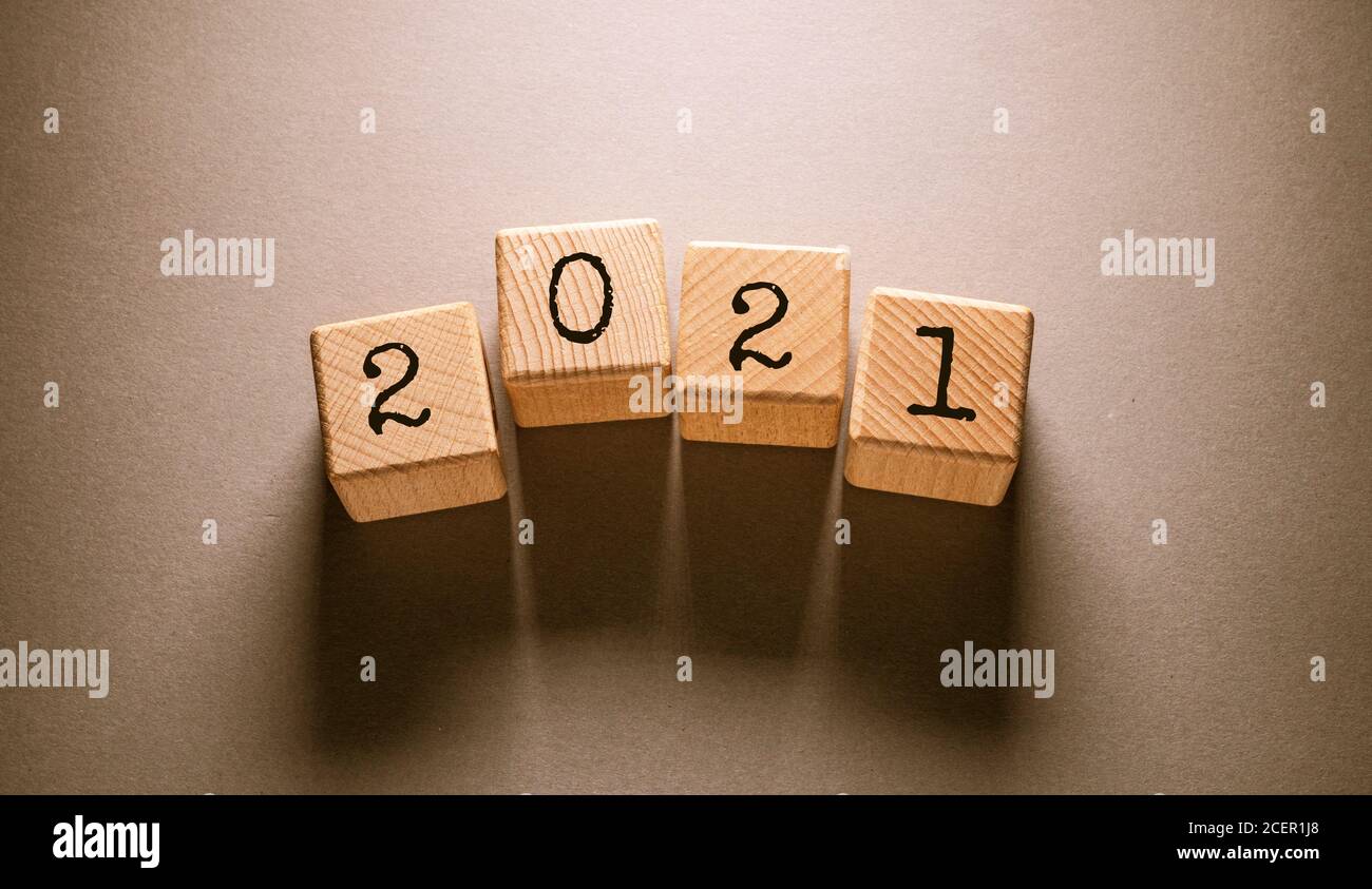 Wooden cube word 2021 hi-res stock photography and images - Alamy
