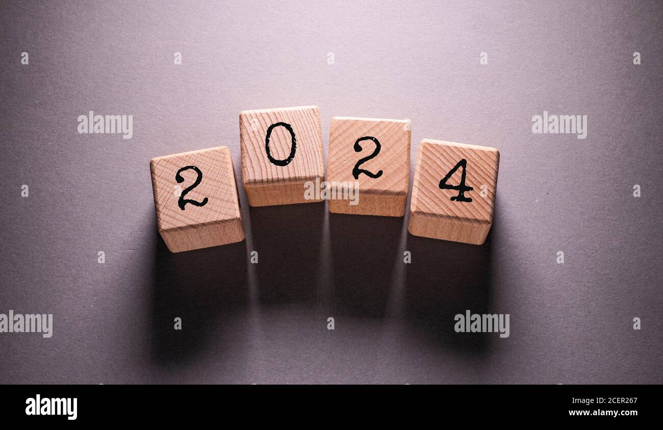 Wooden cube number 2024 hi-res stock photography and images - Alamy