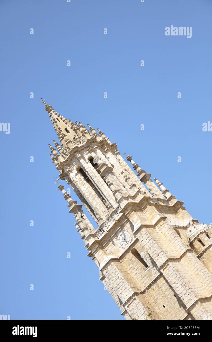 Collegiate Gothic Building High Resolution Stock Photography and Images ...