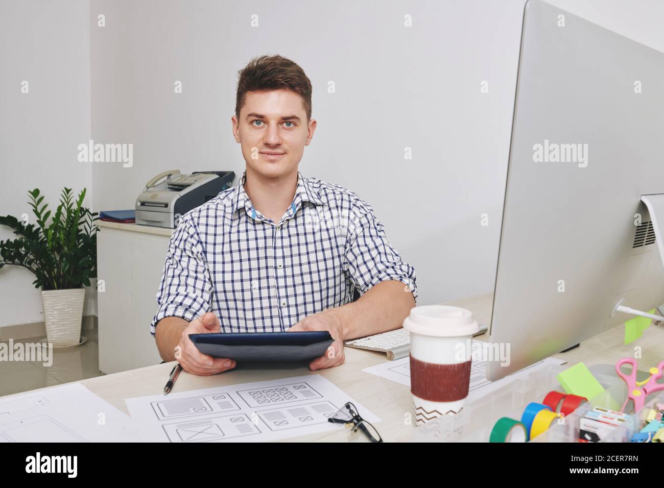 Ui designer hi-res stock photography and images - Alamy