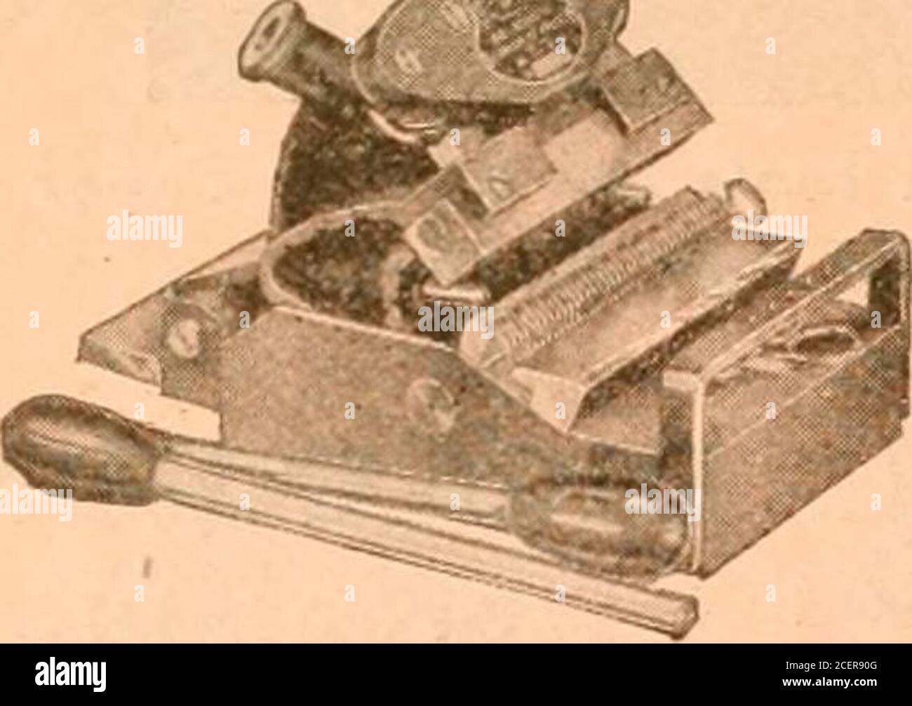 Index cards with yarn hi-res stock photography and images - Alamy