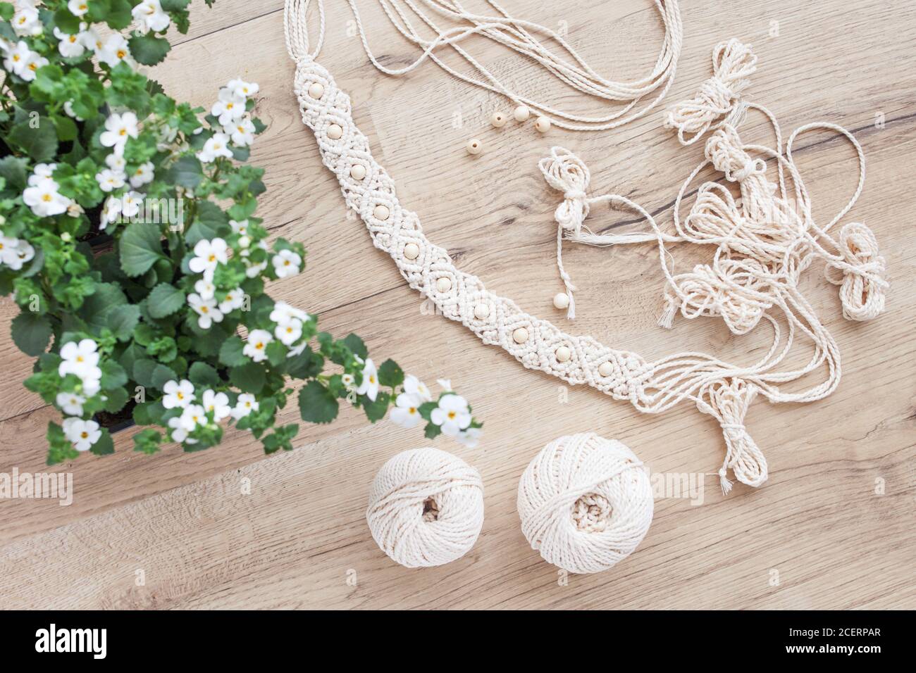 Process braiding hi-res stock photography and images - Alamy