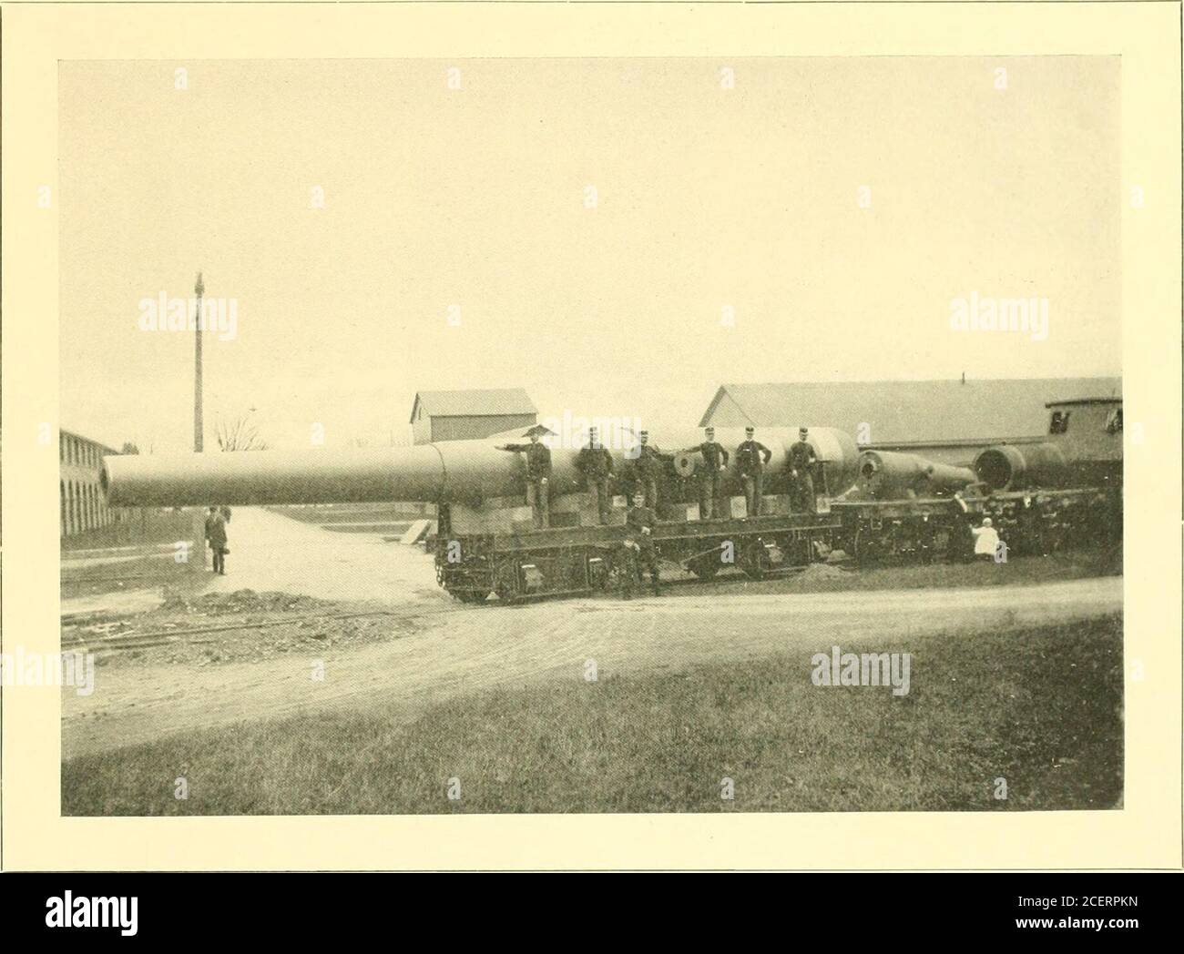 6 inch projectile hi-res stock photography and images - Alamy