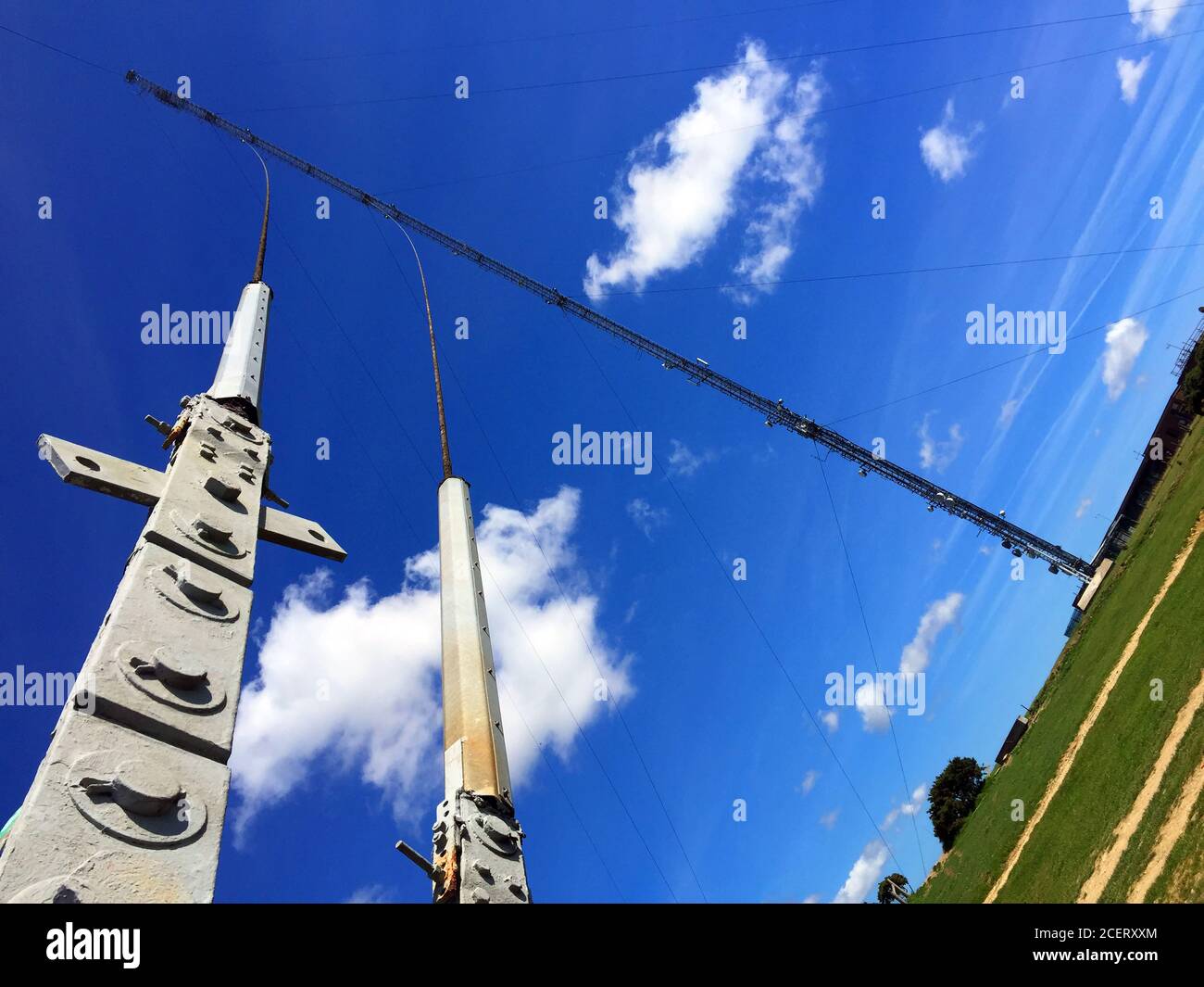 Guyed mast tower hi-res stock photography and images - Alamy