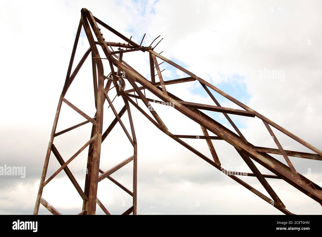 Broken power pole. Accidents and Disasters Stock Photo - Alamy
