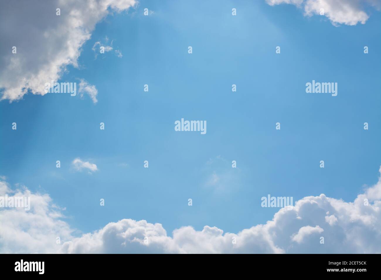 Clear light blue sky only hi-res stock photography and images - Alamy